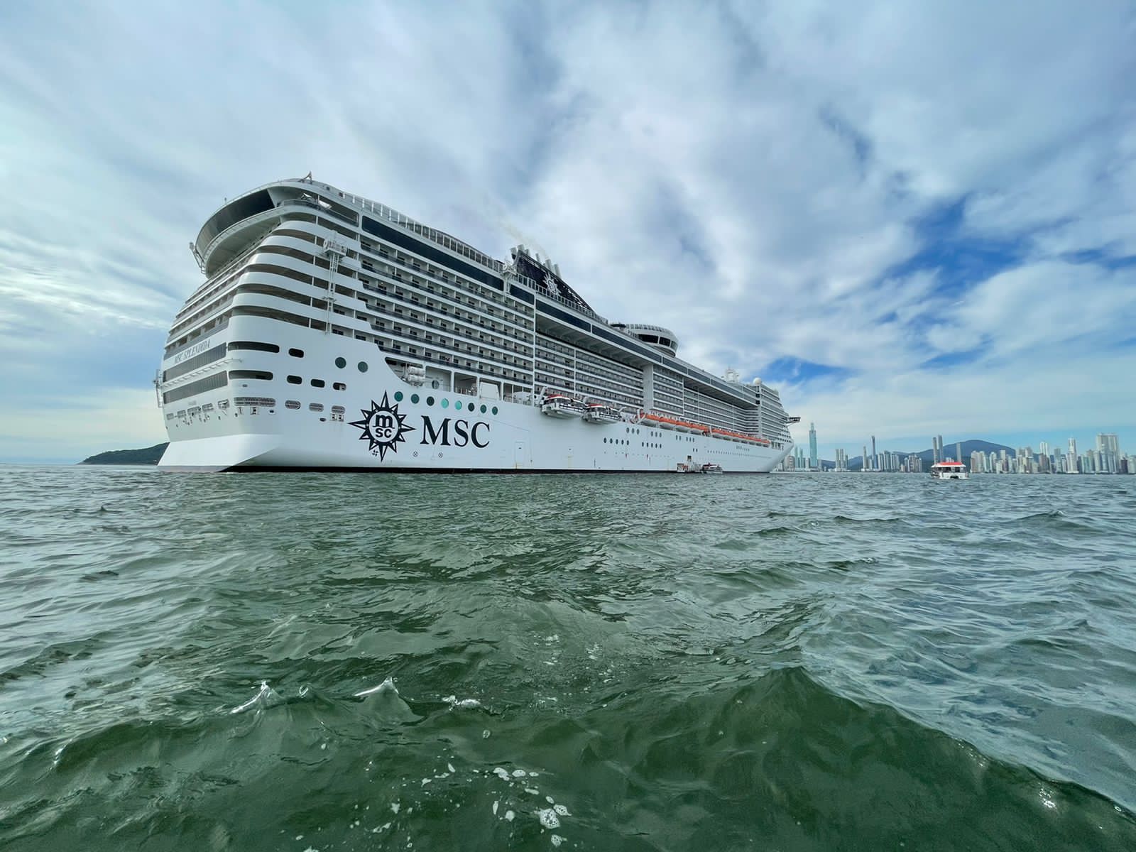 MSC Splendida reabre a temporada de cruzeiros em Balneário Camboriú