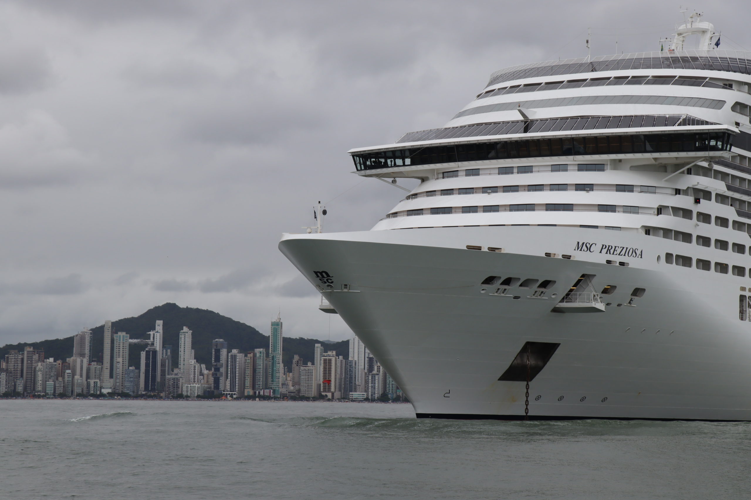 Balneário Camboriú recebeu o MSC Preziosa pela primeira vez nesta ... Balneário Camboriú recebeu o MSC Preziosa pela primeira vez nesta ...