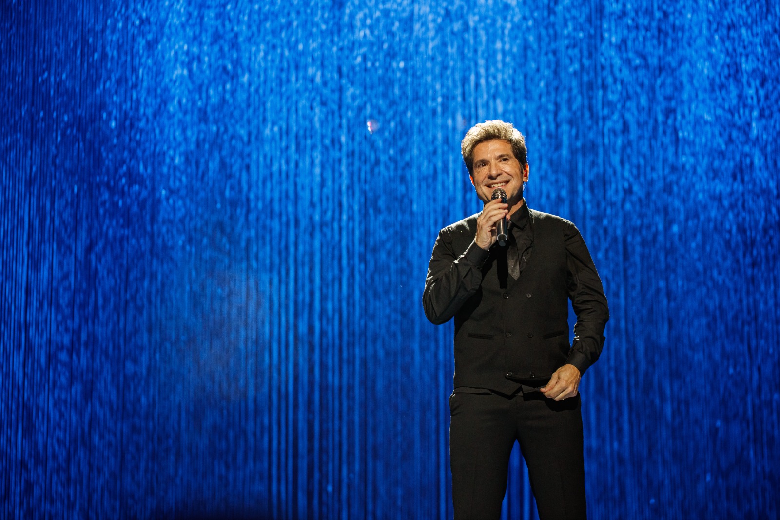 Daniel faz turnê em comemoração aos 40 anos de carreira e se apresenta ...