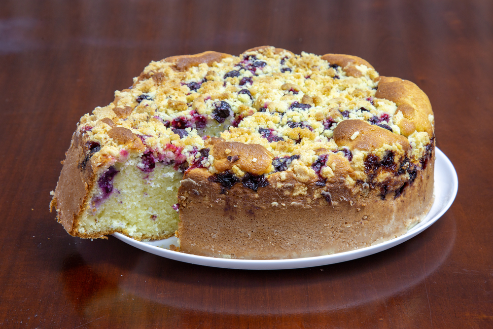 Receita de Cuca de Uva com Farofa: Massa Fofinha e Farofa Crocante